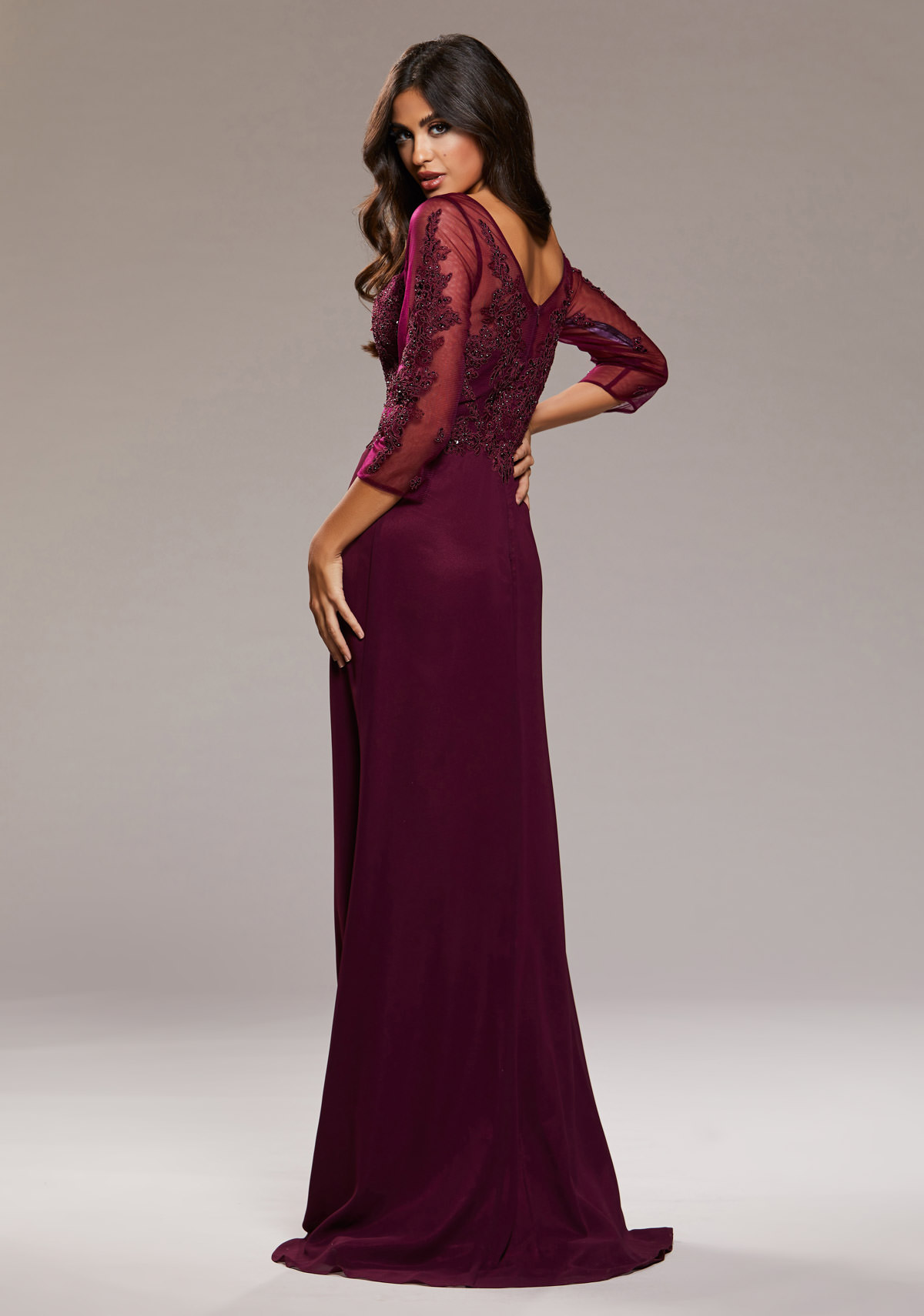 Abito da sera in chiffon a maniche lunghe in viola reale - Christian ...