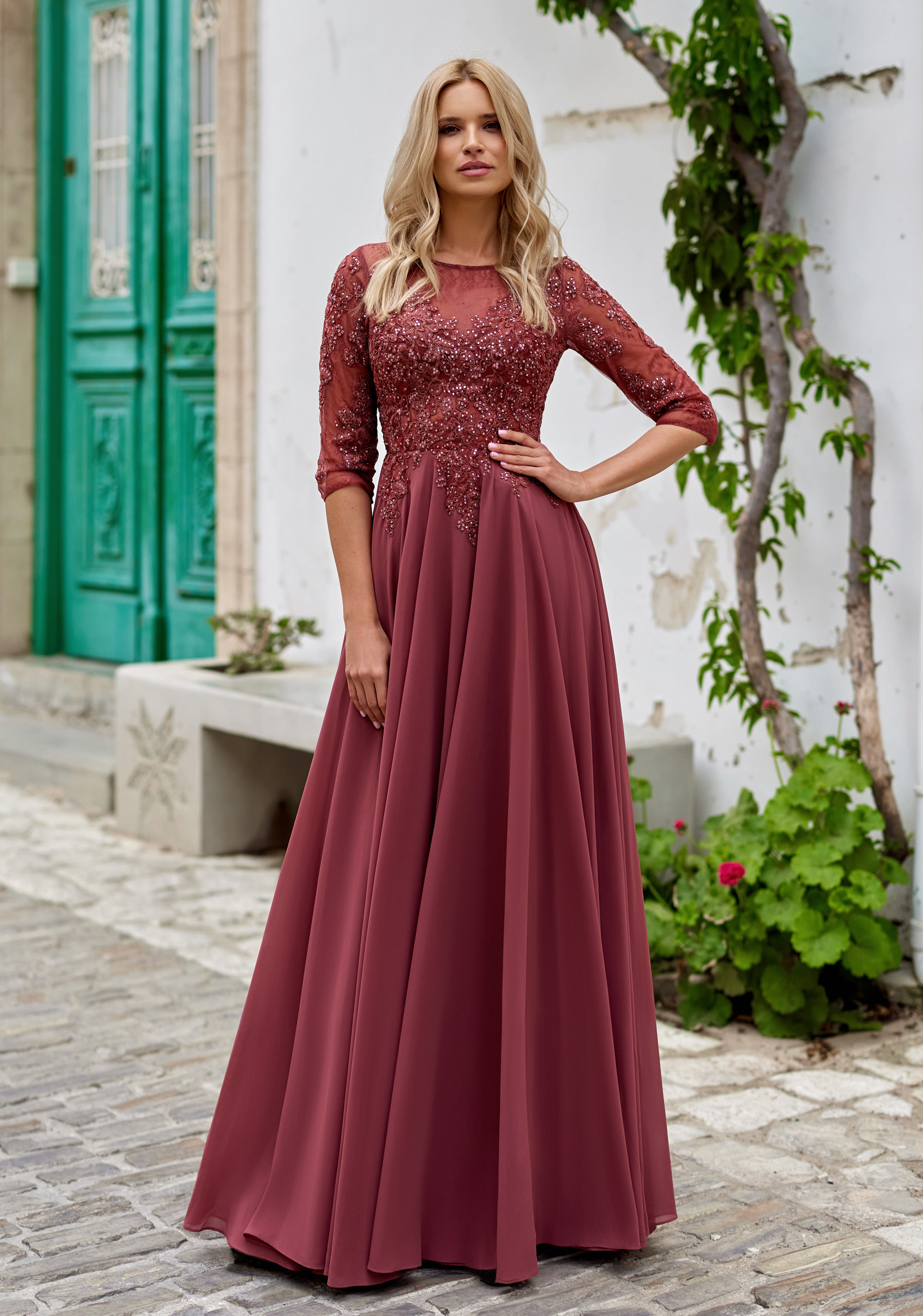 Chiffon Abendkleid mit Ärmeln in Marsala Red - Christian Koehlert