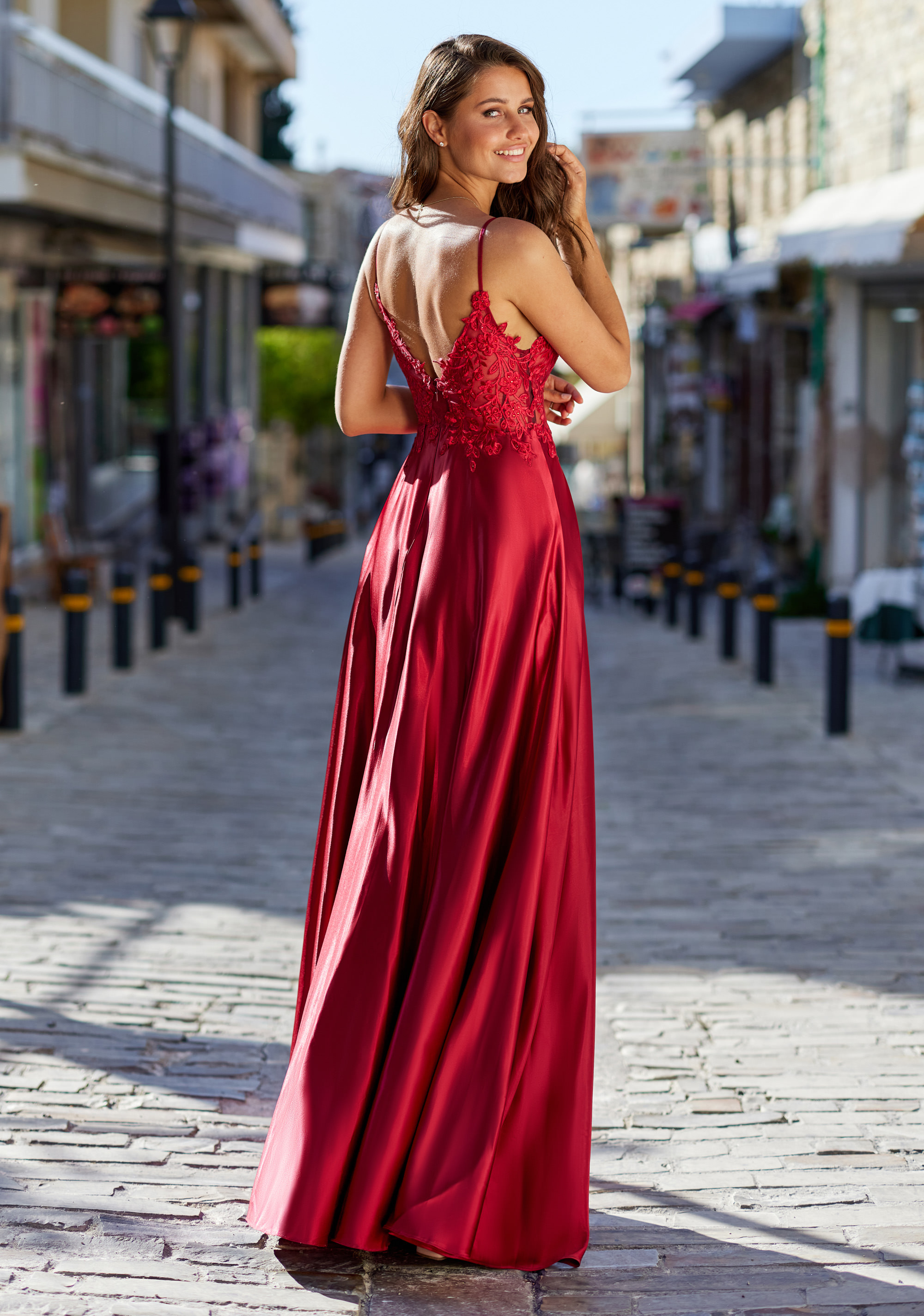 Satin Abendkleid in Rio Red - Christian Koehlert