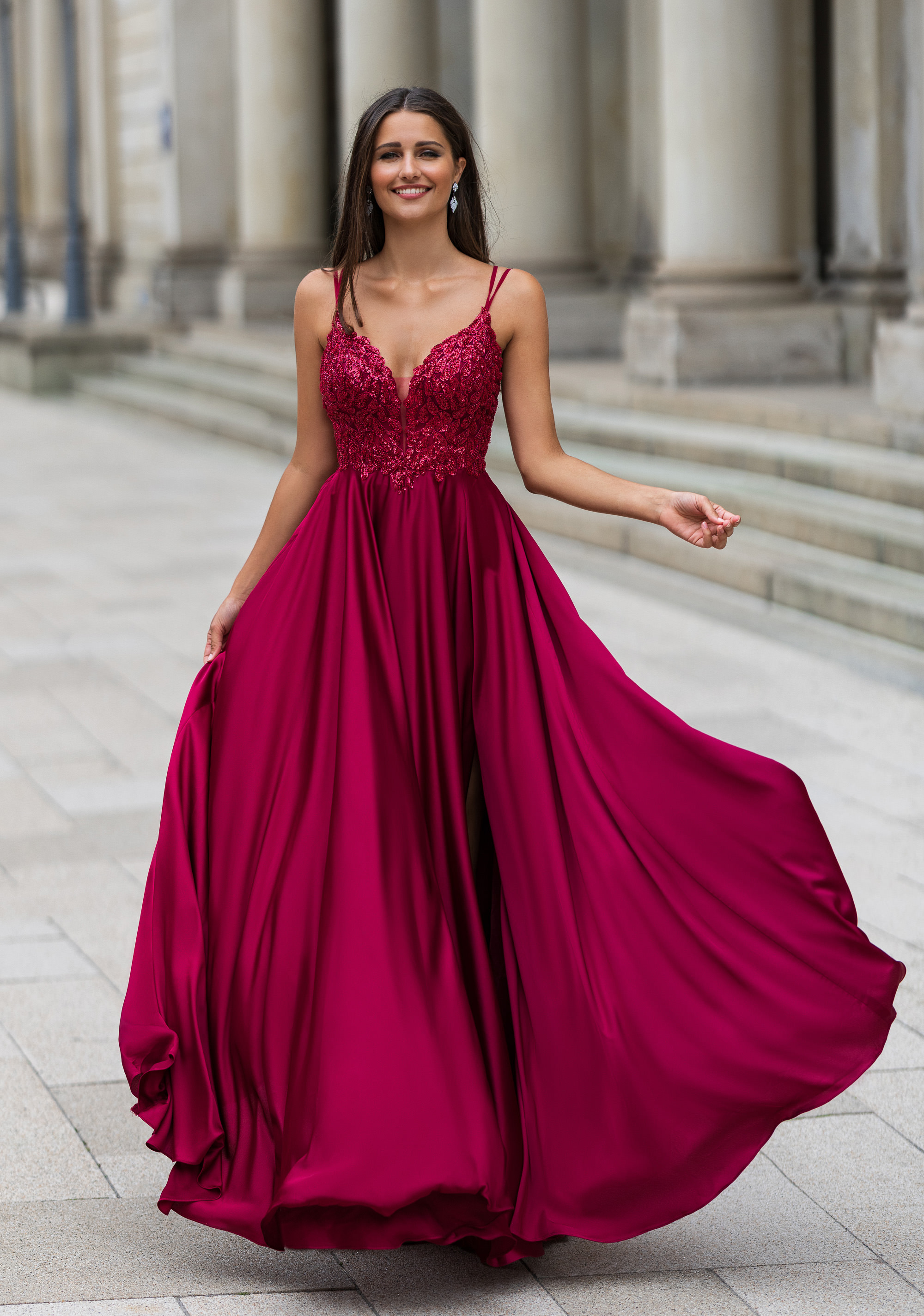 Satin Abendkleid in Rio Red - Christian Koehlert